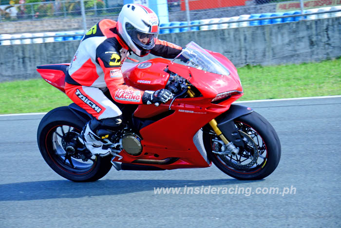 InsideRACING Ducati Track Test