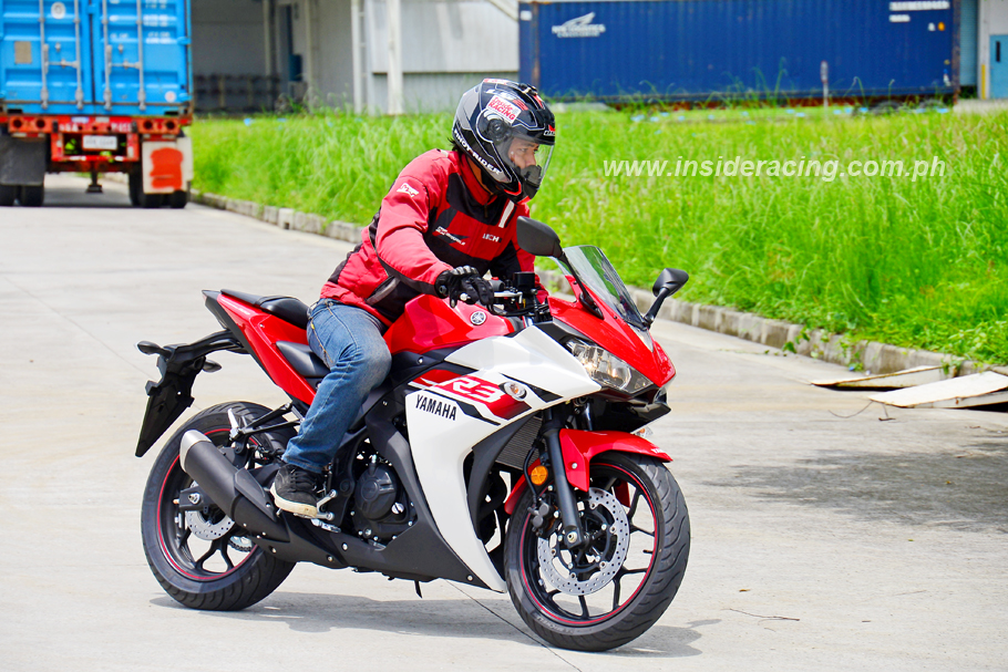 InsideRACING FIRST RIDE Yamaha R3