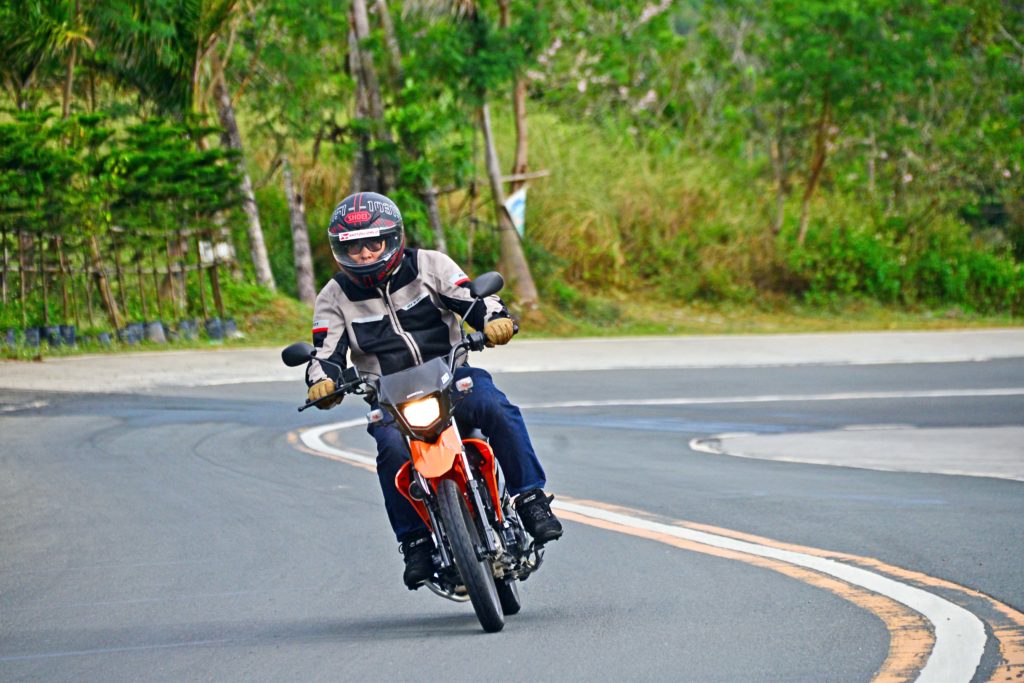 InsideRACING 2018 Honda XRM Ride Review