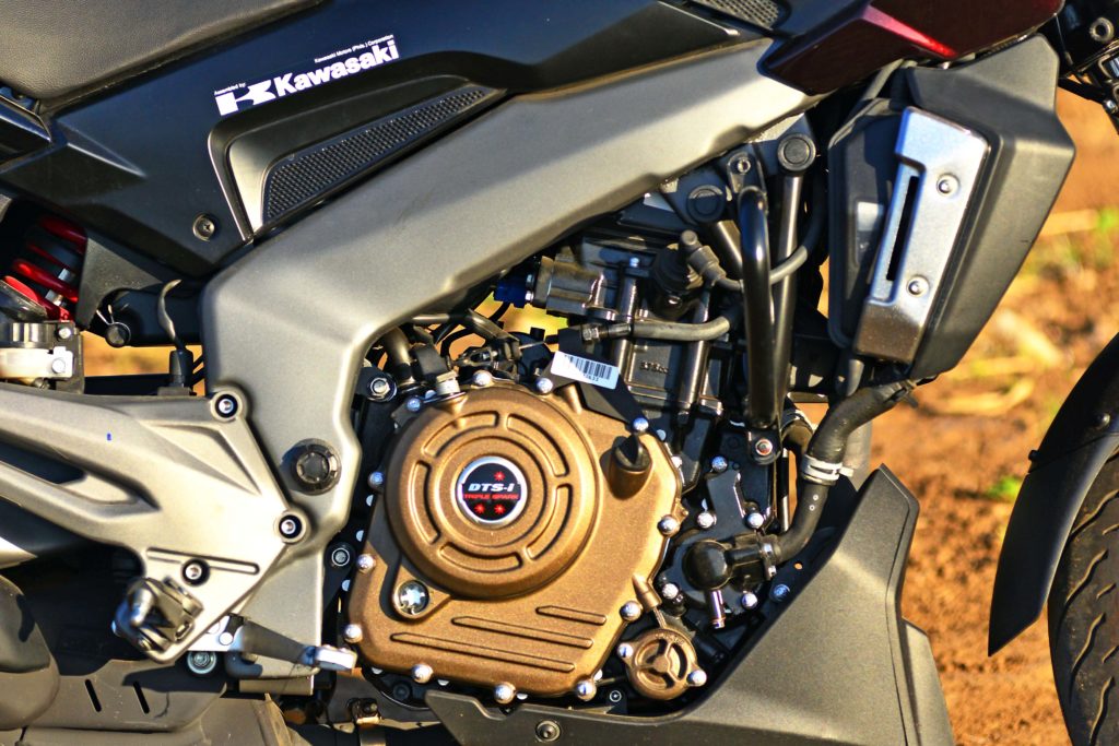 InsideRACING 2018 Kawasaki Dominar 400 First Ride Review: Can Anyone ...