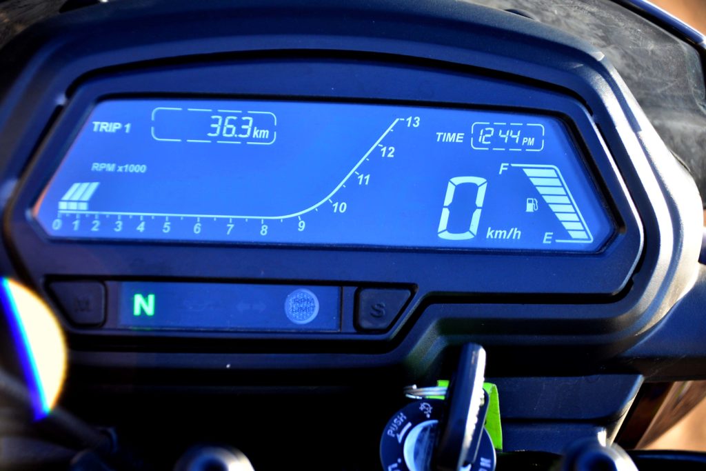 InsideRACING 2018 Kawasaki Dominar 400 First Ride Review: Can Anyone ...