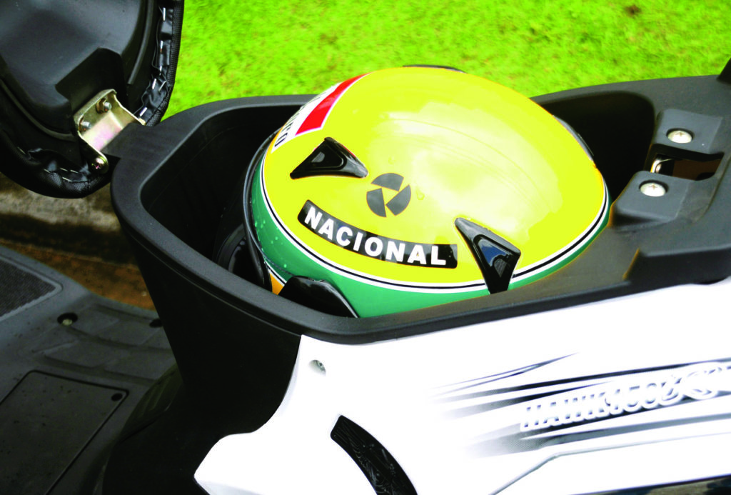 InsideRACING 2009 Motorstar Hawk 150R Ride Review: New Personality