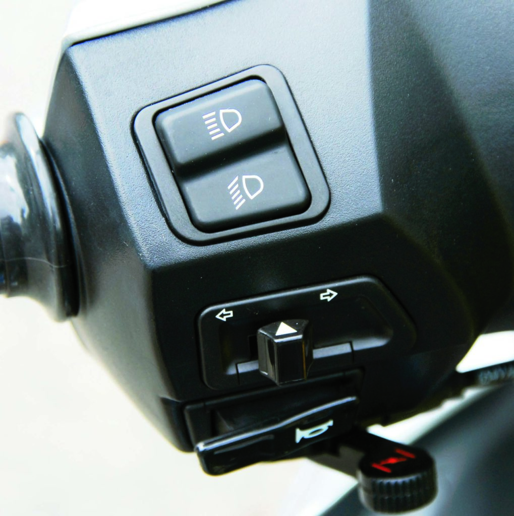 InsideRACING 2009 SYM Bonus X Ride Review: