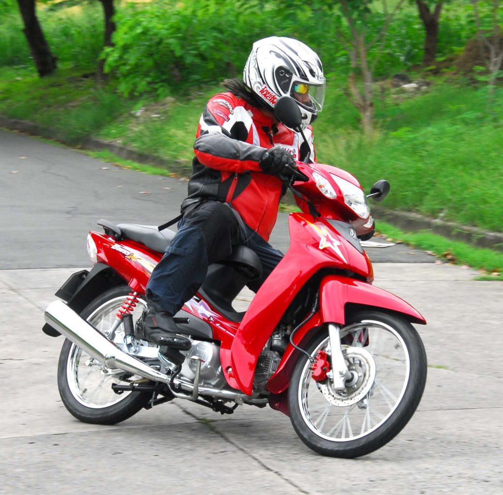 InsideRACING 2009 SYM Bonus X Ride Review: