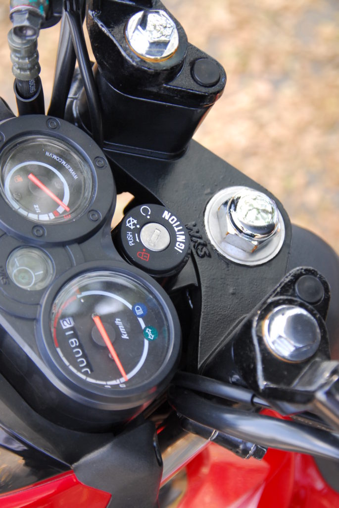 InsideRACING 2009 SYM RV1-2 Sports Ride Review: Refined and Capable