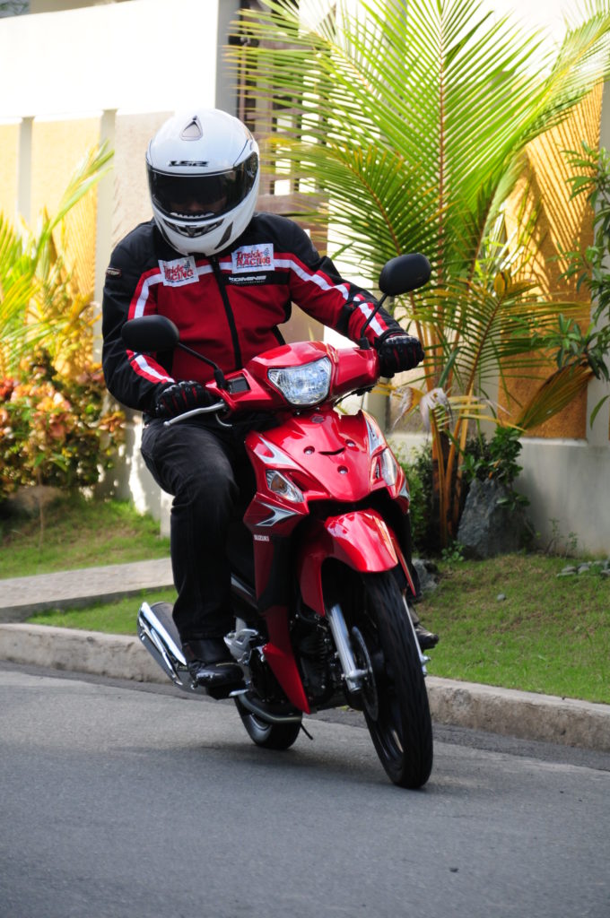 InsideRACING 2010 Suzuki Smash 115 Ride Review: Definitely not just ...