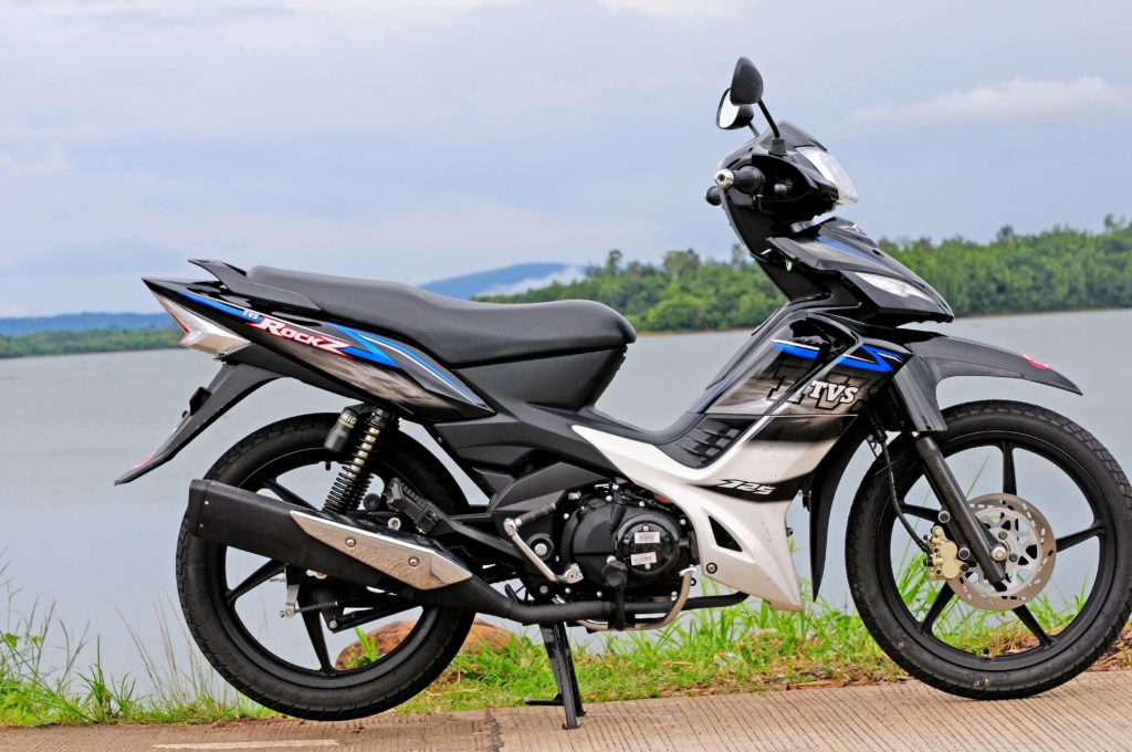 InsideRACING 2012 TVS RockZ 125 Ride Review