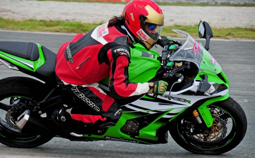 InsideRACING 2014 Kawasaki ZX 10R Track Ride Review: The Legend at its ...