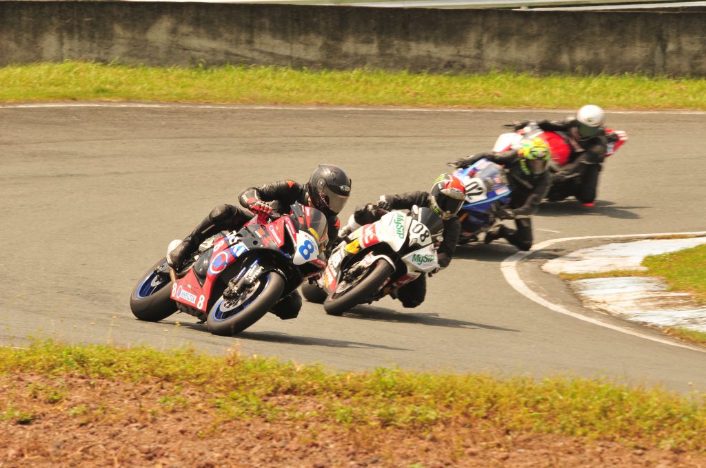 InsideRACING Momentous Victory for Gab Valenciano and Suzuki-Wheeltek