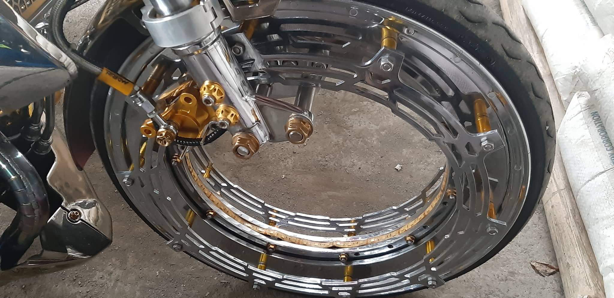 InsideRACING Leona – Suzuki Raider Reborn Modified by 5J Customs