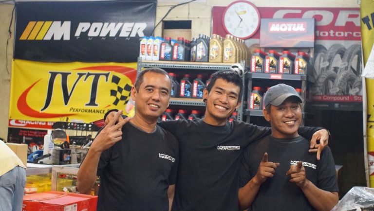 InsideRACING MOTODECK: A “Truepa” to the Core