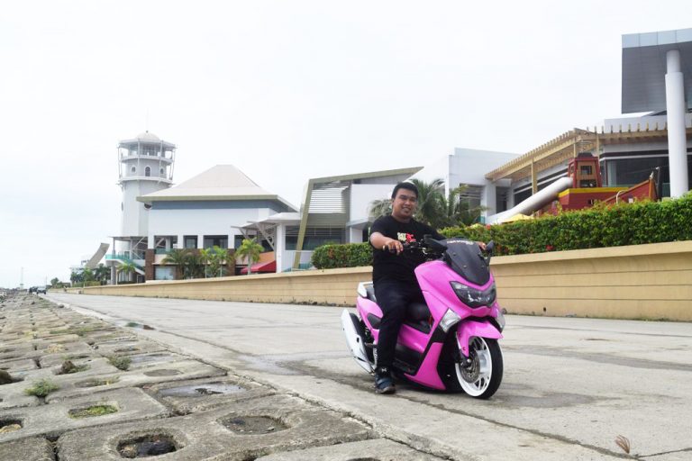 InsideRACING JDM-inspired Yamaha NMAX