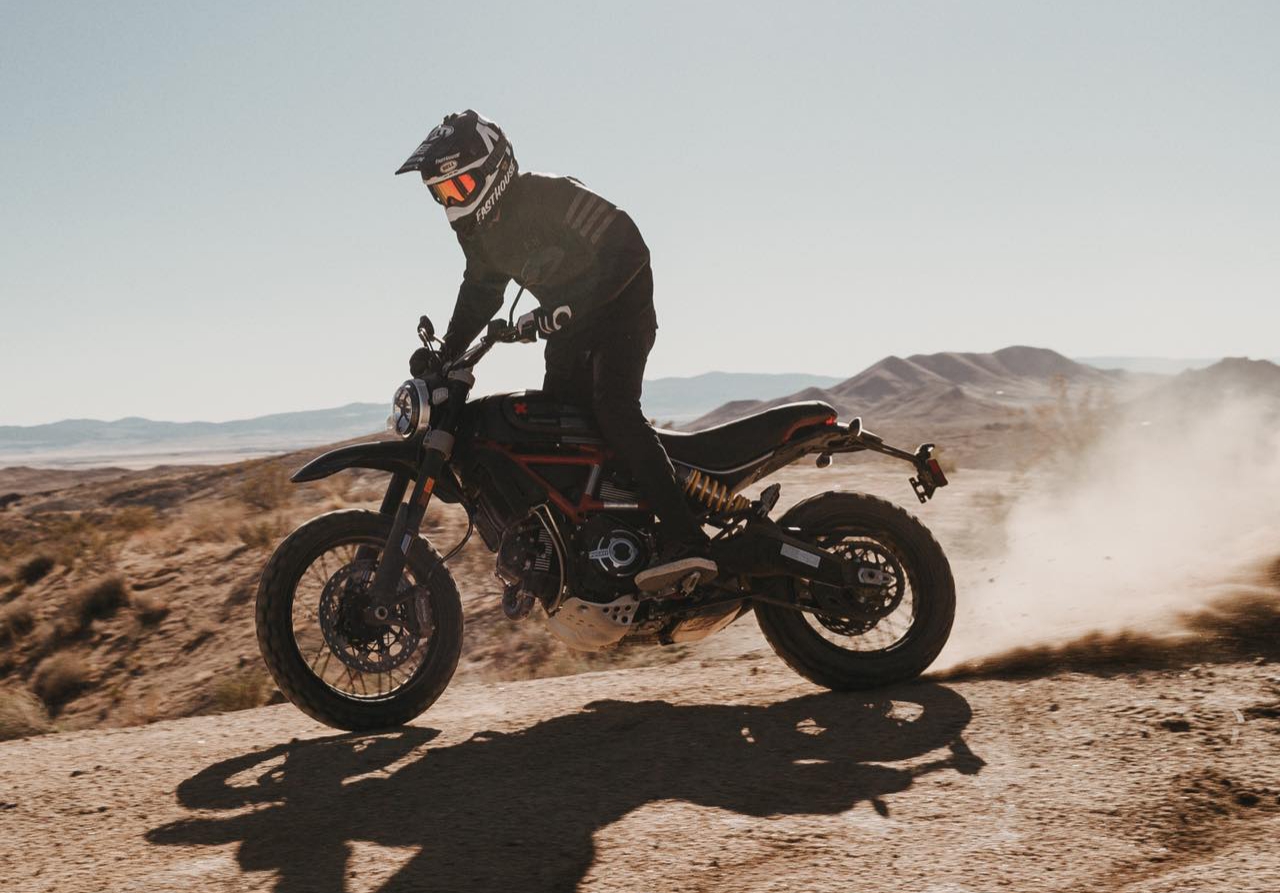 InsideRACING Desert Sled Fasthouse is the new off road cool!