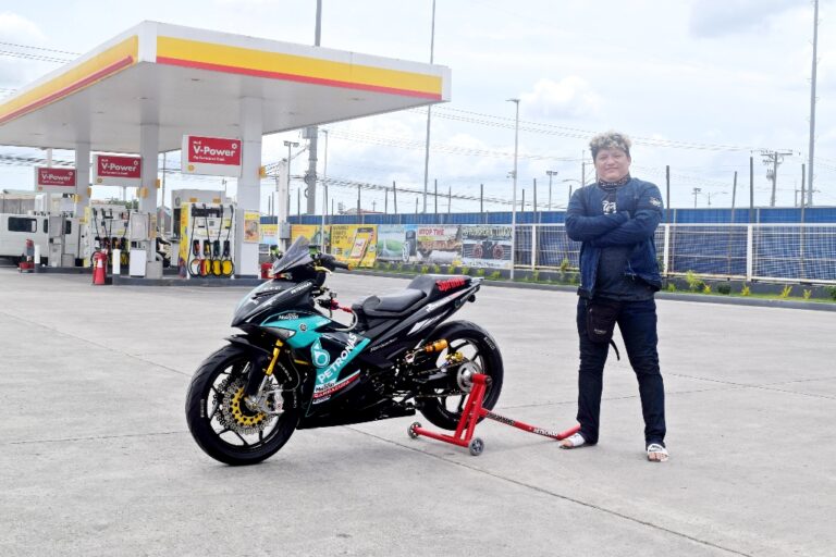 InsideRACING Petronas MotoGP-inspired Yamaha Sniper 150