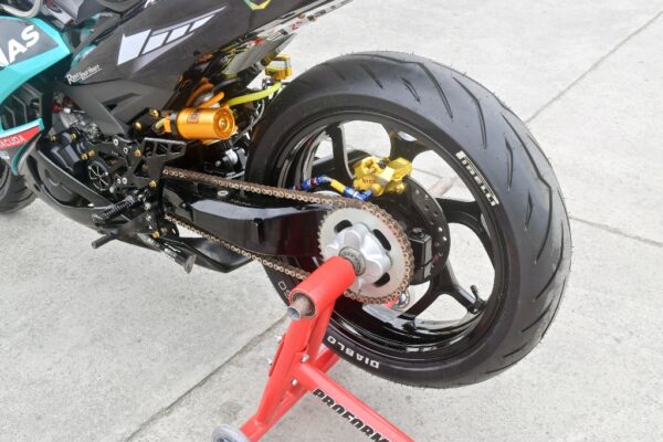 InsideRACING Petronas MotoGP-inspired Yamaha Sniper 150