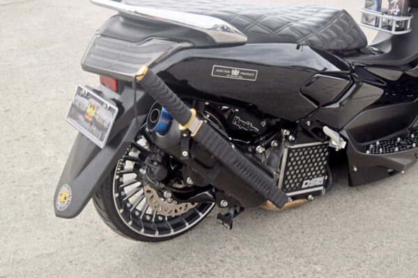 InsideRACING Japanese VIP Concept Stance Yamaha NMAX