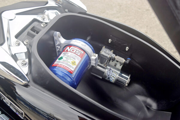 InsideRACING Japanese VIP Concept Stance Yamaha NMAX