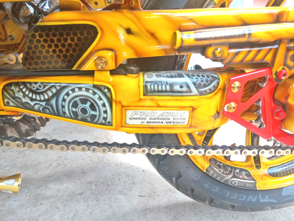 InsideRACING Suzuki Raider 150 Bumblebee Transformer Concept by Team ...