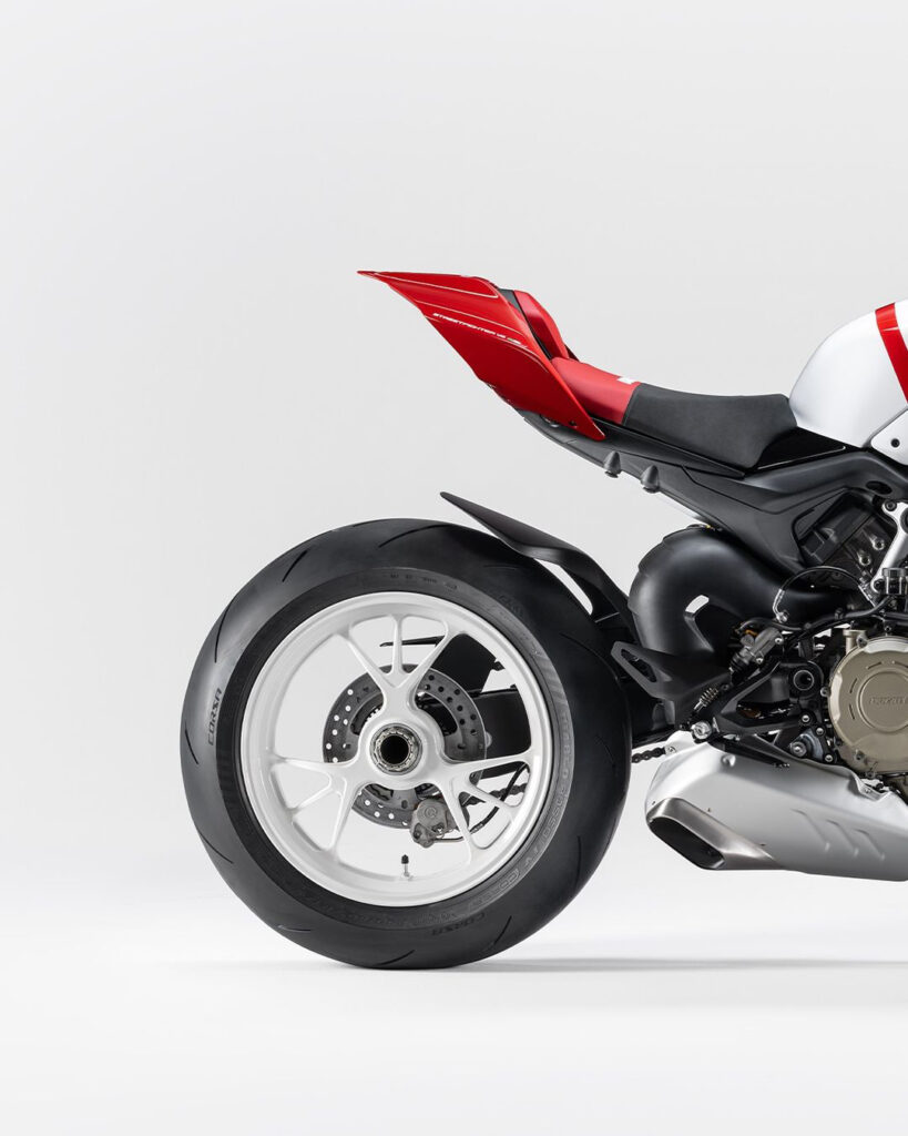 InsideRACING Ducati and Supreme create a collectors’ edition ...