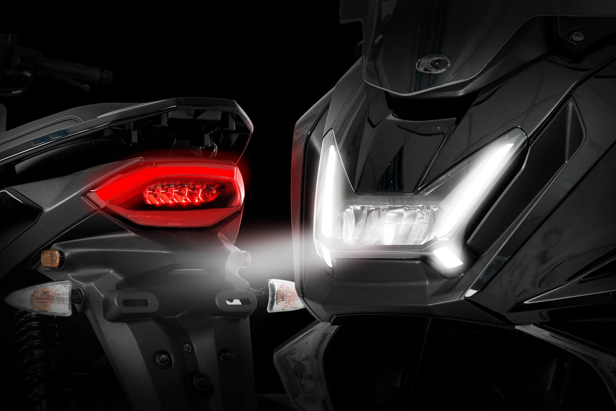 InsideRACING KYMCO Unveils the All-New SKY TOWN 150 and LIKE S 15