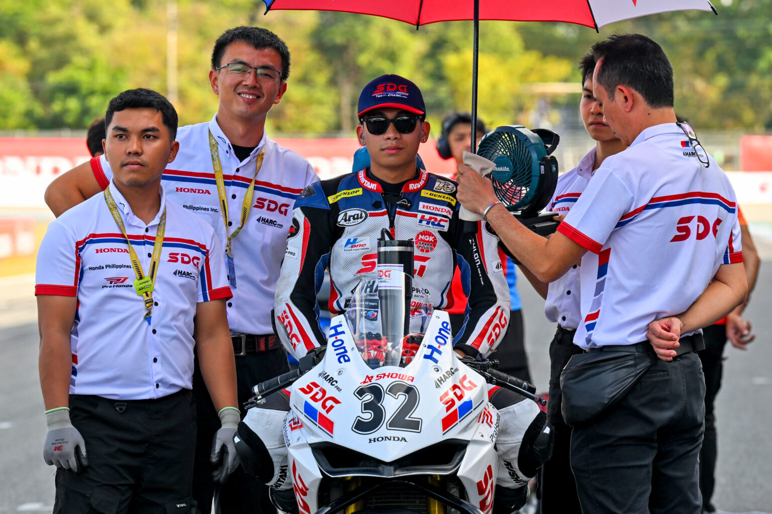 InsideRACING SDG Team HARC-PRO Honda.Ph Inspires the Next Generation of Filipino Riders at ARRC 2024