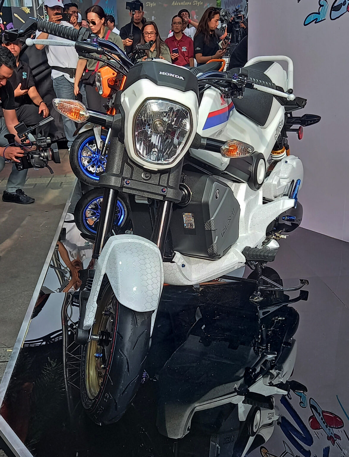 InsideRACING All-New Honda NAVi: Embrace the freedom to express your ...