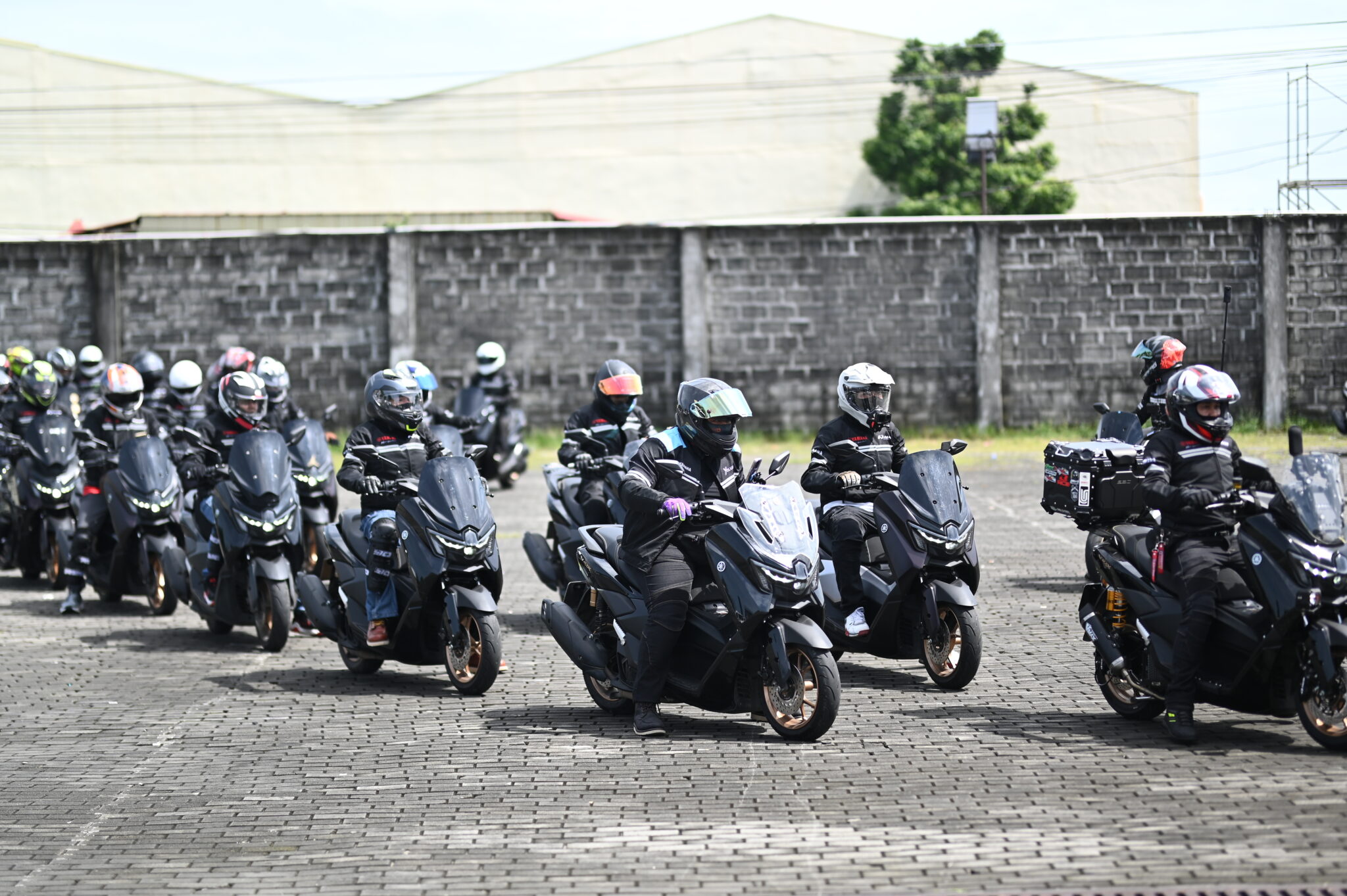 InsideRACING NMAX TECH MAX Y-ECVT: Shift to Performance, Ride to Take ...