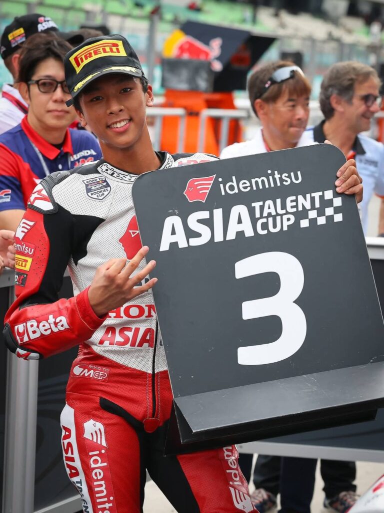 InsideRACING Honda Wave 125 Thai Concept Vanz-Streetbike Fusion by ...